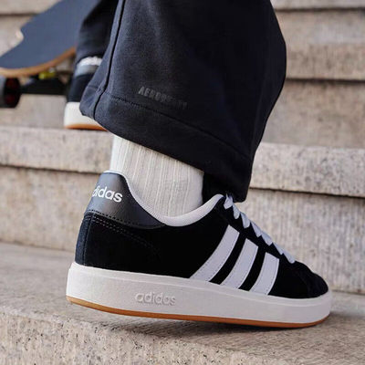 adidas阿迪达斯正品德训板鞋新款
