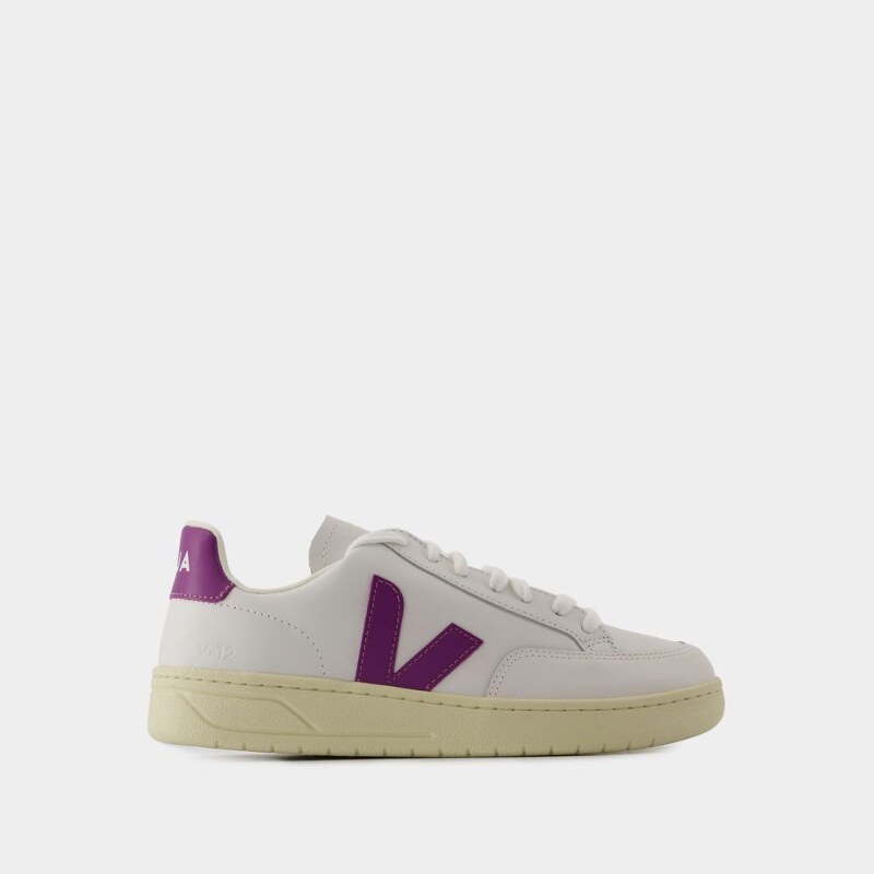 Veja V-12 白色牛皮运动鞋