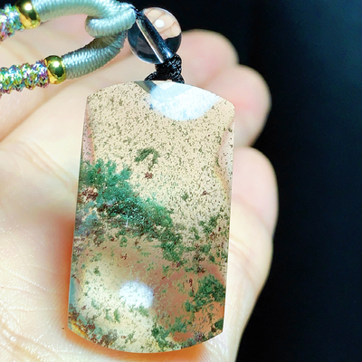 东海水晶天然绿幽灵无事牌吊坠男女款项链坠简约时尚百搭节日礼物
