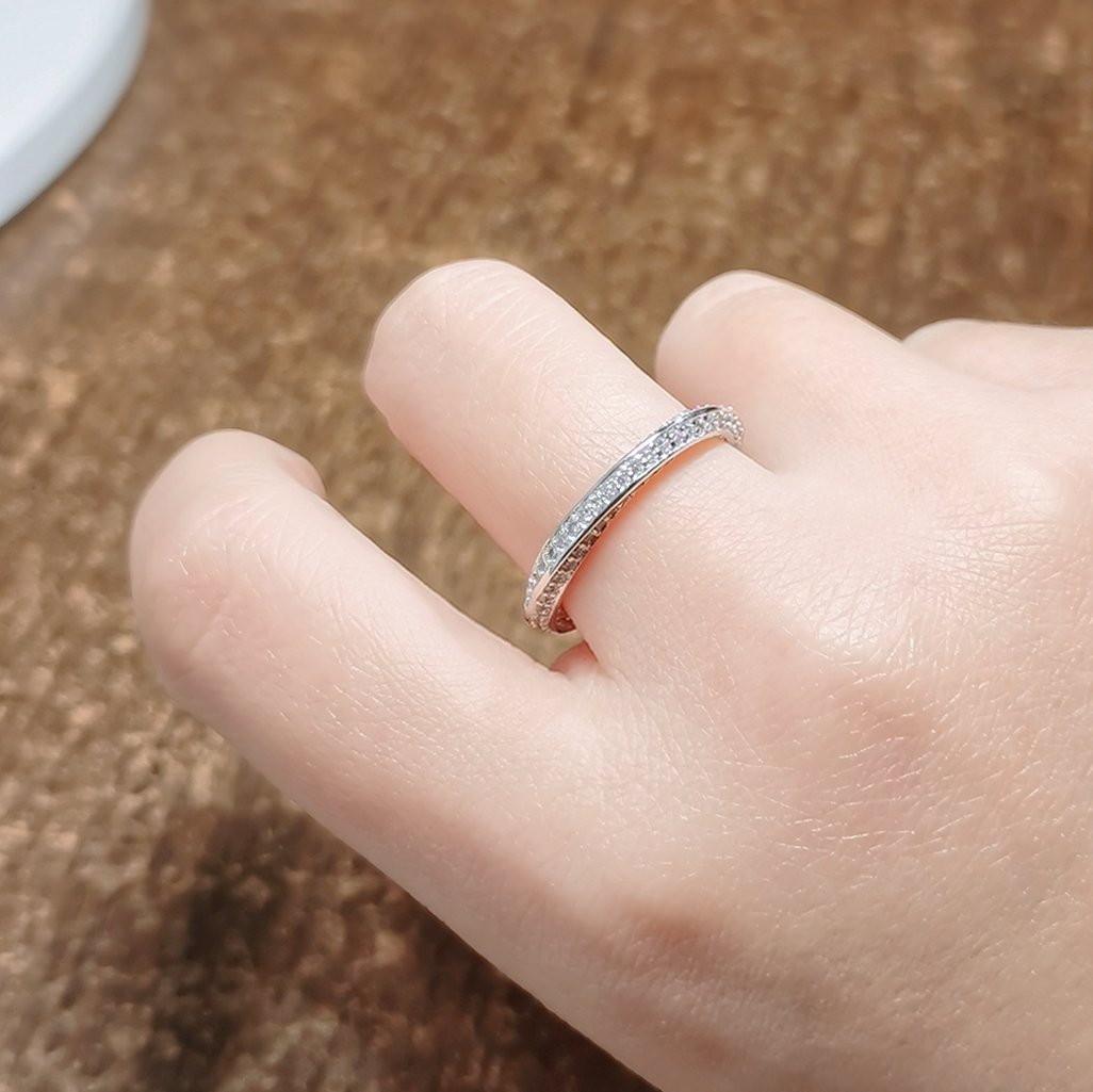 S925银18K白金高碳钻石戒指女满钻精镶莫比乌斯INS风指环饰品礼物_虎窝淘