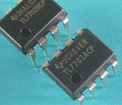 TL7702BCP  TL7702  DIP