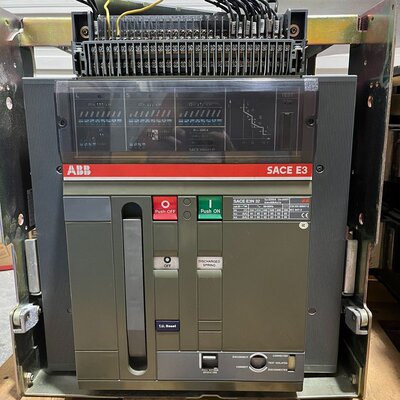 ABb断路器 SACE E3 3200a 议价出