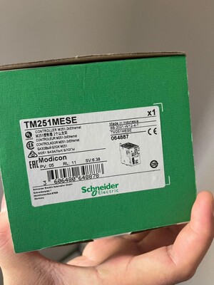 施耐德TM251MESE