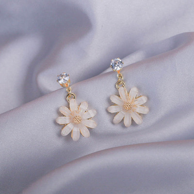 小雏菊花朵韩国森系短款银针耳坠
