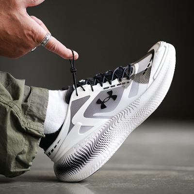UnderArmour/安德玛 Echo柔软防滑耐磨低帮运动休闲鞋6006061-009