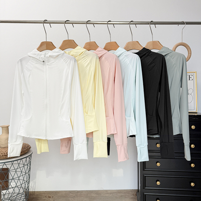 LU系风！多巴胺色轻薄透气修身显瘦冰丝凉感速干连帽防晒衣外套女