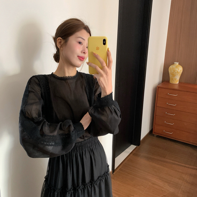 Vaoom-26年早春韩系高级千金感百搭微透后背单排扣设计小衫K1871