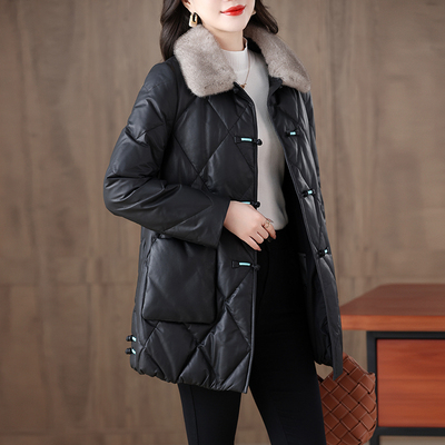 中年妈妈装国风盘扣水貂毛领绵羊皮羽绒服女蚕型包臀真皮外套显瘦