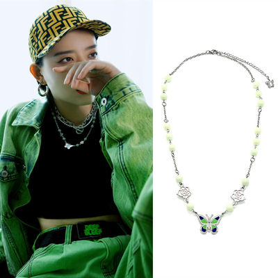 李斯丹妮夜荧光珍珠蝴蝶雏菊项链