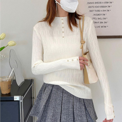 【现货】打底毛衣半高领金扣针织