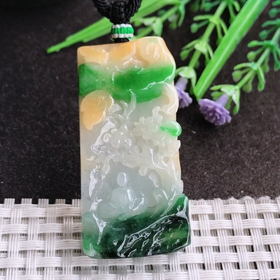 天然A货翡翠49.5/24.5/7.2老坑精美温润三彩山水牌吊坠翡翠挂件