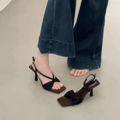 配裙子绝美凉拖鞋日常露趾凉鞋