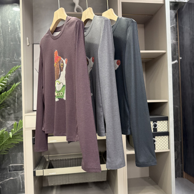 小狗印花莱赛尔正肩圆领长袖T恤