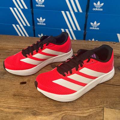 Adidas防滑耐磨休闲透气运动鞋