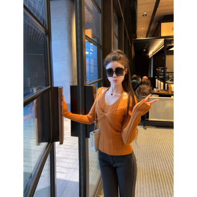 JAMAIS VU【贵女日常】立体捏褶 纯欲滤镜！挂脖收腰针织上衣春新