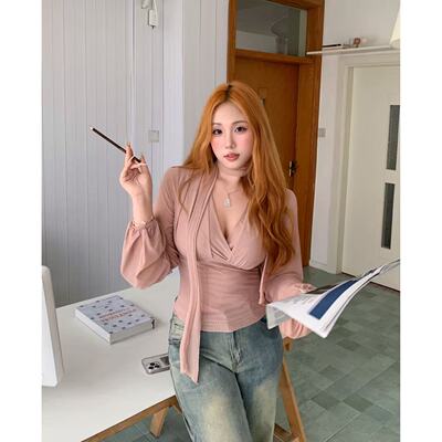 现货【丝丝日记】“玫瑰来信”纯色修身纯欲风网纱喇叭长袖上衣