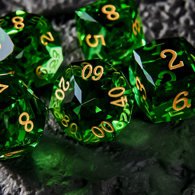 水晶宝石骰子钻切幻彩水晶coc骰子DND骰子天然水晶TRPG跑团骰子