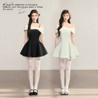 薄荷轻旋撞色一字肩连衣裙