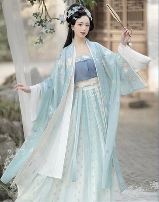 出租宋制褙子汉服女款踏春国庆中秋节活动演出走秀款学生开学典礼