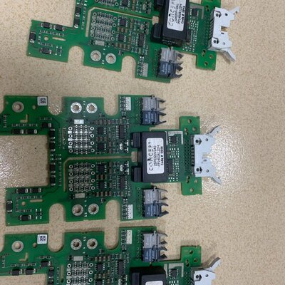 议价CONCEPT驱动板2SP0320V2A0-FF1400R12IP42SP0320V2A0