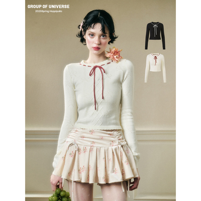 银河万岁 “礼物”想象中的软糯织物「针织上衣」撞色圆领打底衫