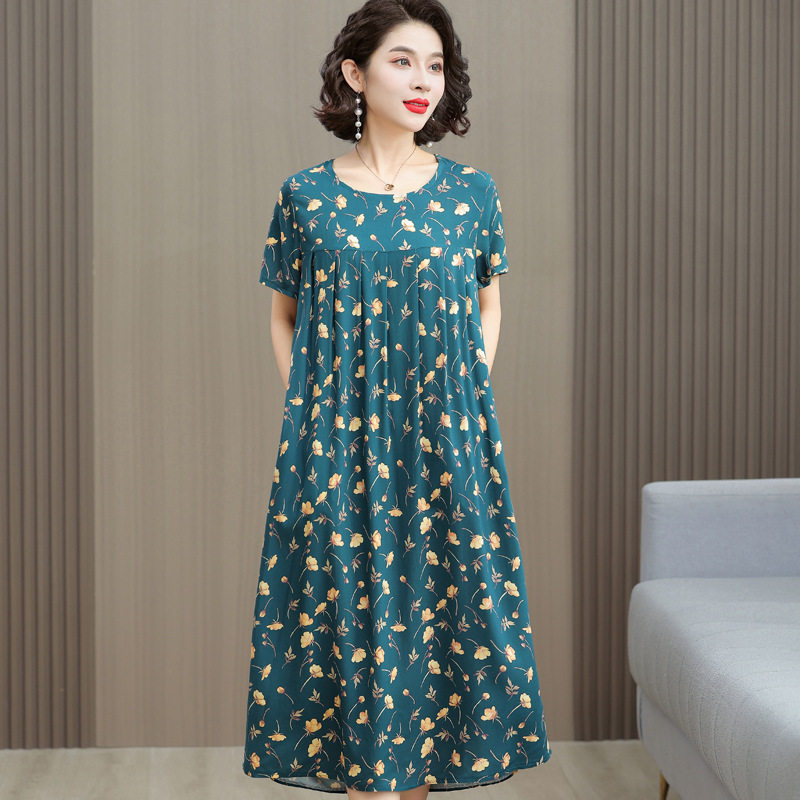 夏季新款中老年妈妈睡裙女宽松大码碎花棉绸睡衣中年女装家居服