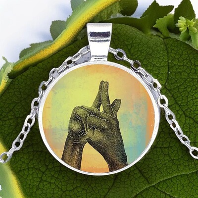 印度Shakti Mudra沙克提手印瑜伽冥想护身符吊坠2.5cm