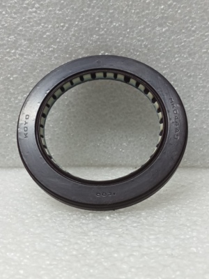 MK044A9 宝来 迈腾 尺寸 44X61X5.8mm  09G321243   变速箱前油封