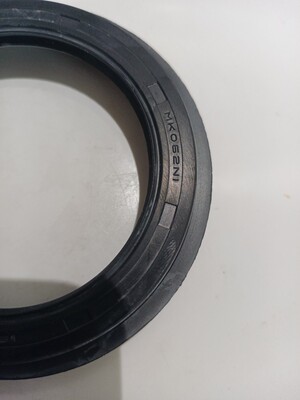 MK062N1 90313-62001 汽车油封