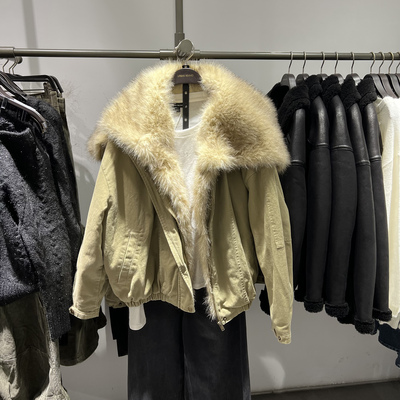 UR国内代购2025冬季女装流光风拼接毛领超宽松棉服外套UWJ150072