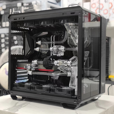 华硕TUF分体式水冷机箱降温超频