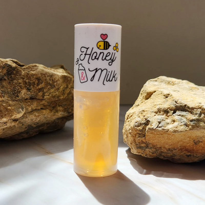 奥普蜂蜜牛奶无色睡眠唇油护唇