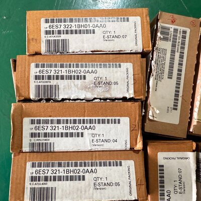 议价PLC输入模块6SE73216ES7321-1BL00-0AA06ES7321-1BH02-0AA0