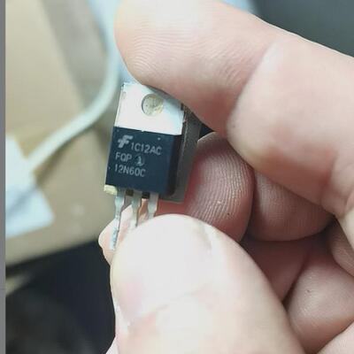 FQP12N60C   场效应管 NPN 12A /600V 直插TO-220