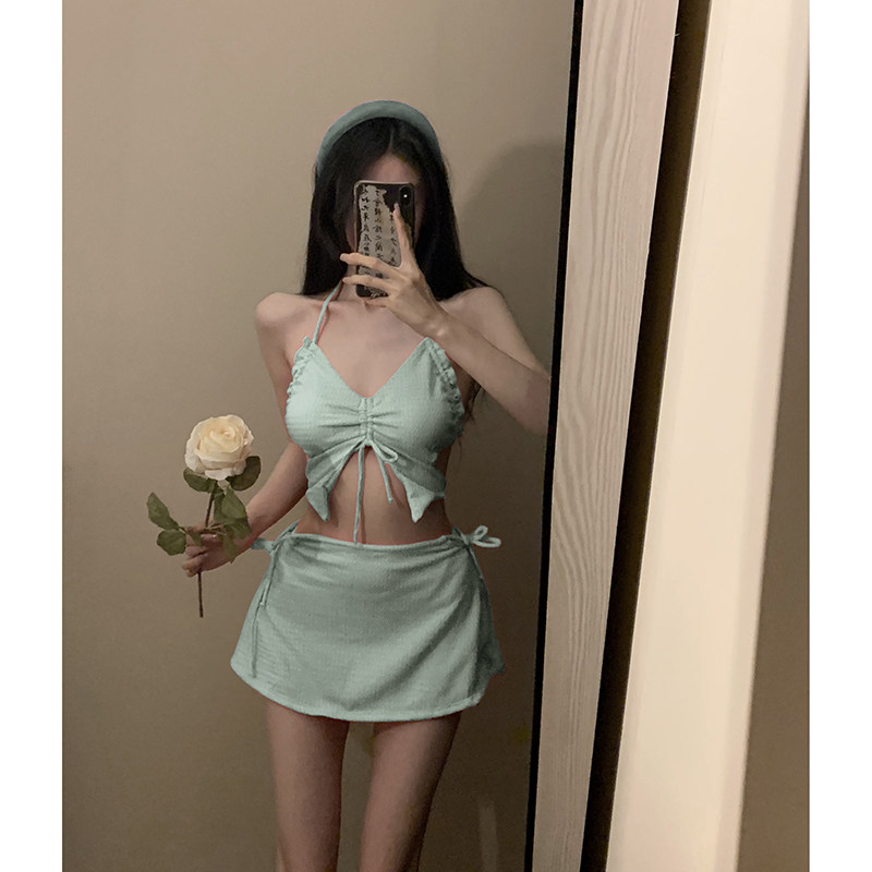 纯欲天花板辣妹比基尼分体泳衣女新款网红三角性感小胸夏高级感