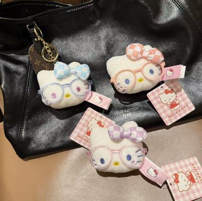 正版可爱HelloKitty猫头包挂件钥匙扣公仔毛绒可爱玩偶装饰礼物