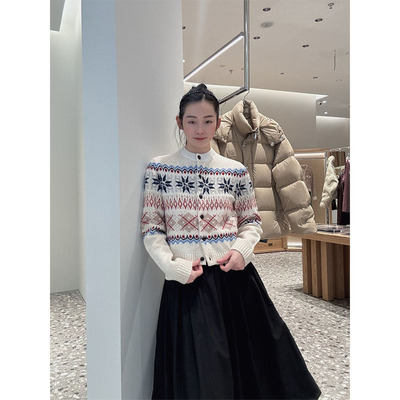 AS达哥～高品质～针织衫2025冬季新款费尔岛纹样圆领开衫上衣女