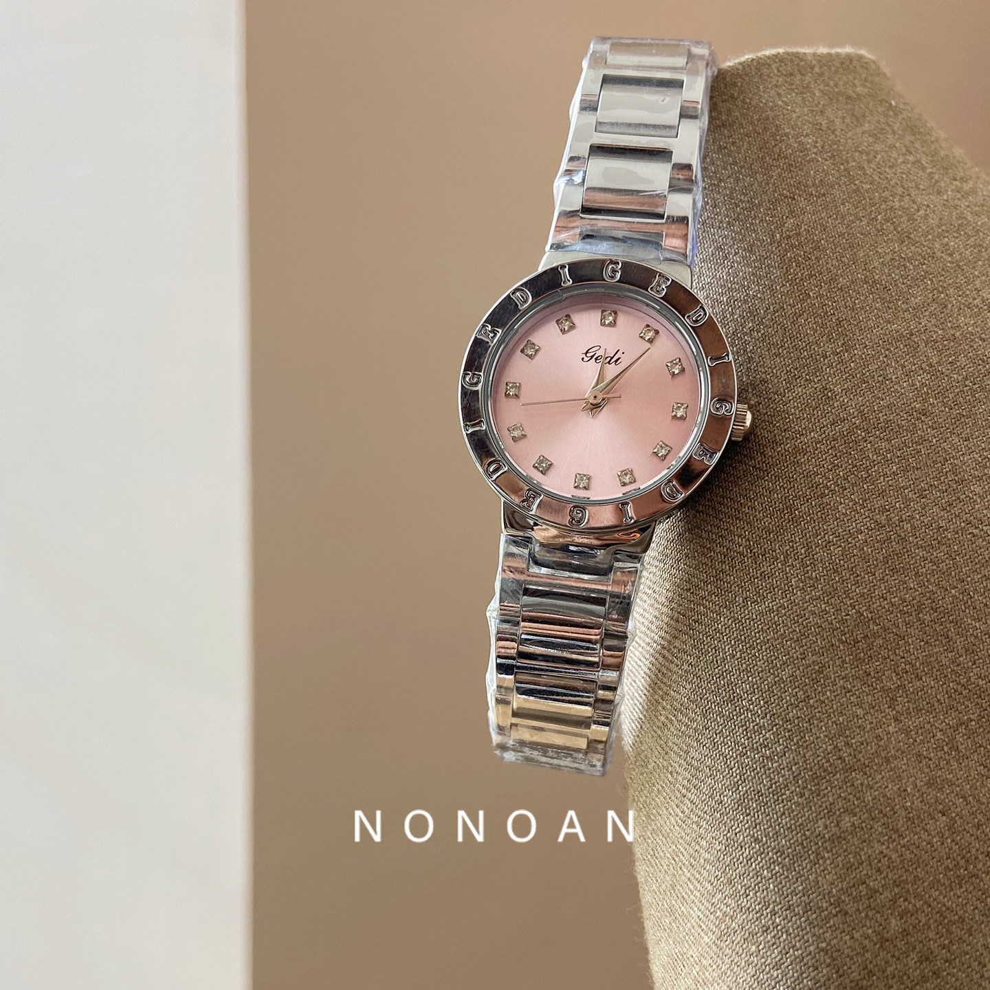 NONOAN 女士轻奢小众简约气质时尚百搭精致圆形钢带表石英手表777