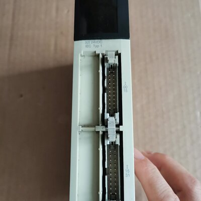 议价施耐德PLC模块，型号TSXDEY32D2K，拆机实拍图，3