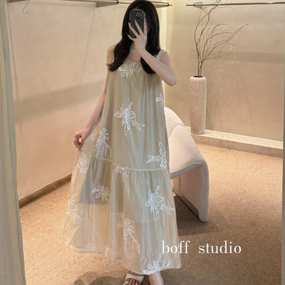 boff-夏上新法式高级感工艺刺绣亮片背心u领连衣裙97157