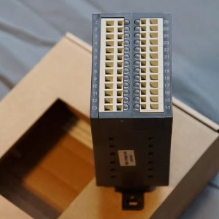 Elobau 4621273E 安全控制单元