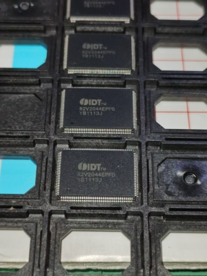 全新原装 IDT82V2044EPFG 丝印  82V2044EPFG 封装 QFP128