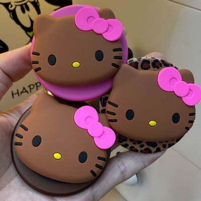 泡泡骚通用手机气囊支架kitty啪嗒磁吸支架可伸缩适配popsockets