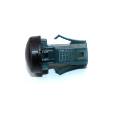 适用丰田凯美瑞皇冠锐志普拉室内光控自动灯控传感器89121-50020