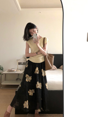 zss高级感木兰花剪花半身裙