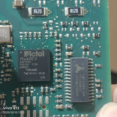 议价Actel ProASIC3 A3P1000 FGG144可维修