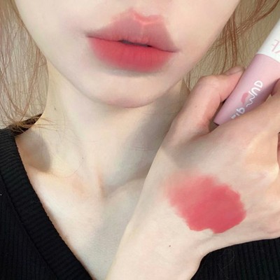 AKF雾面哑光不沾杯素颜唇釉