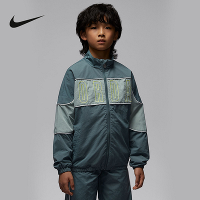 Nike耐克男童新款立领休闲上衣百搭时尚外套梭织夹克IR8354-344