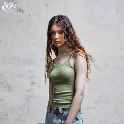 三色拼色紧身休闲吊带背心