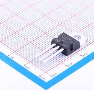 STPS3045CT 肖特基二极管 电压:45V 电流:15A TO-220AB-3